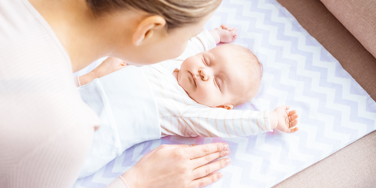 5 Tips On How To Survive The First Few Months With A Newborn ...