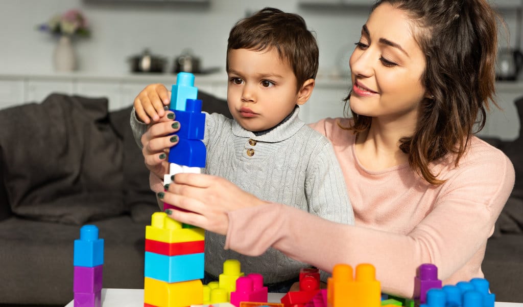 How to Use Sign Language to Help Teach Toddlers Their Feelings ...