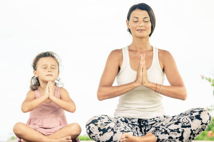 How to Teach Your Kids Meditation and Mindfulness - Imperfectly Perfect ...